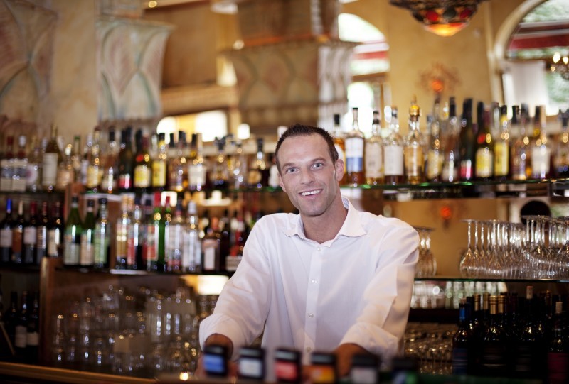 Serving Alcohol : Frequently Asked Questions & Answers